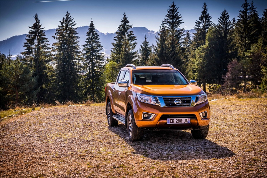 NP300 Frontier